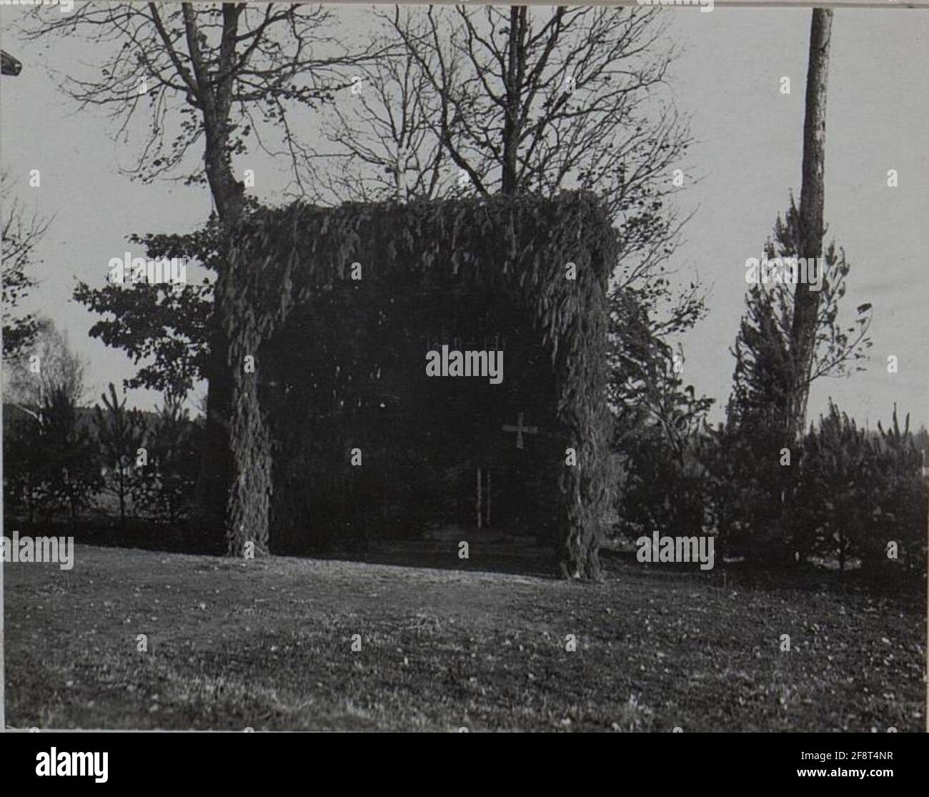 Field altar near the front Alexandrowka Stock Photo - Alamy