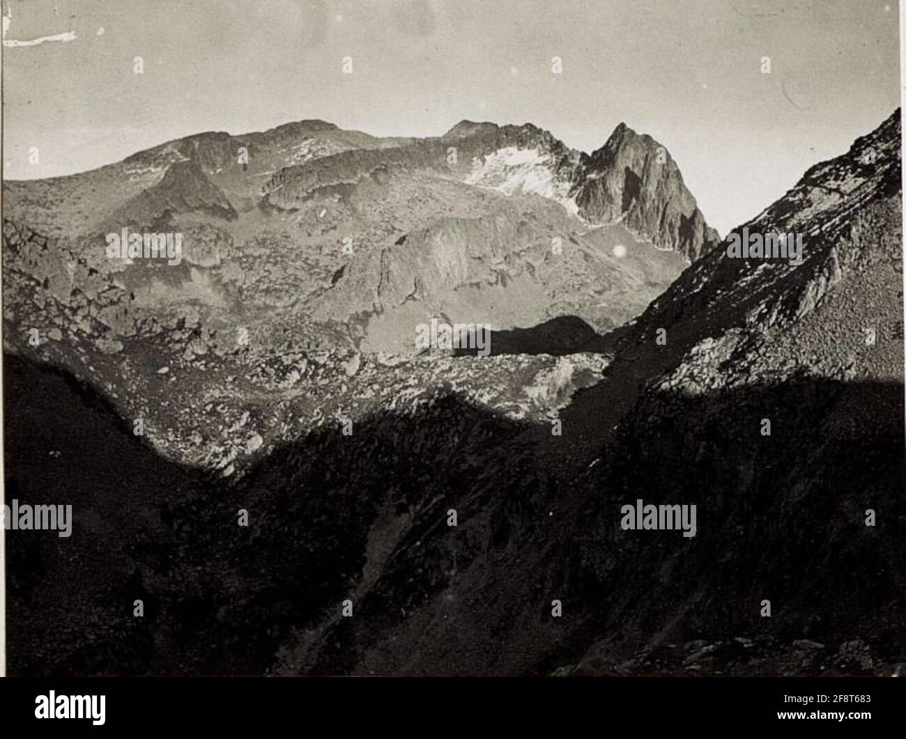 Cima di Cece and Valmaggiore, seen from the source pass Stock Photo - Alamy