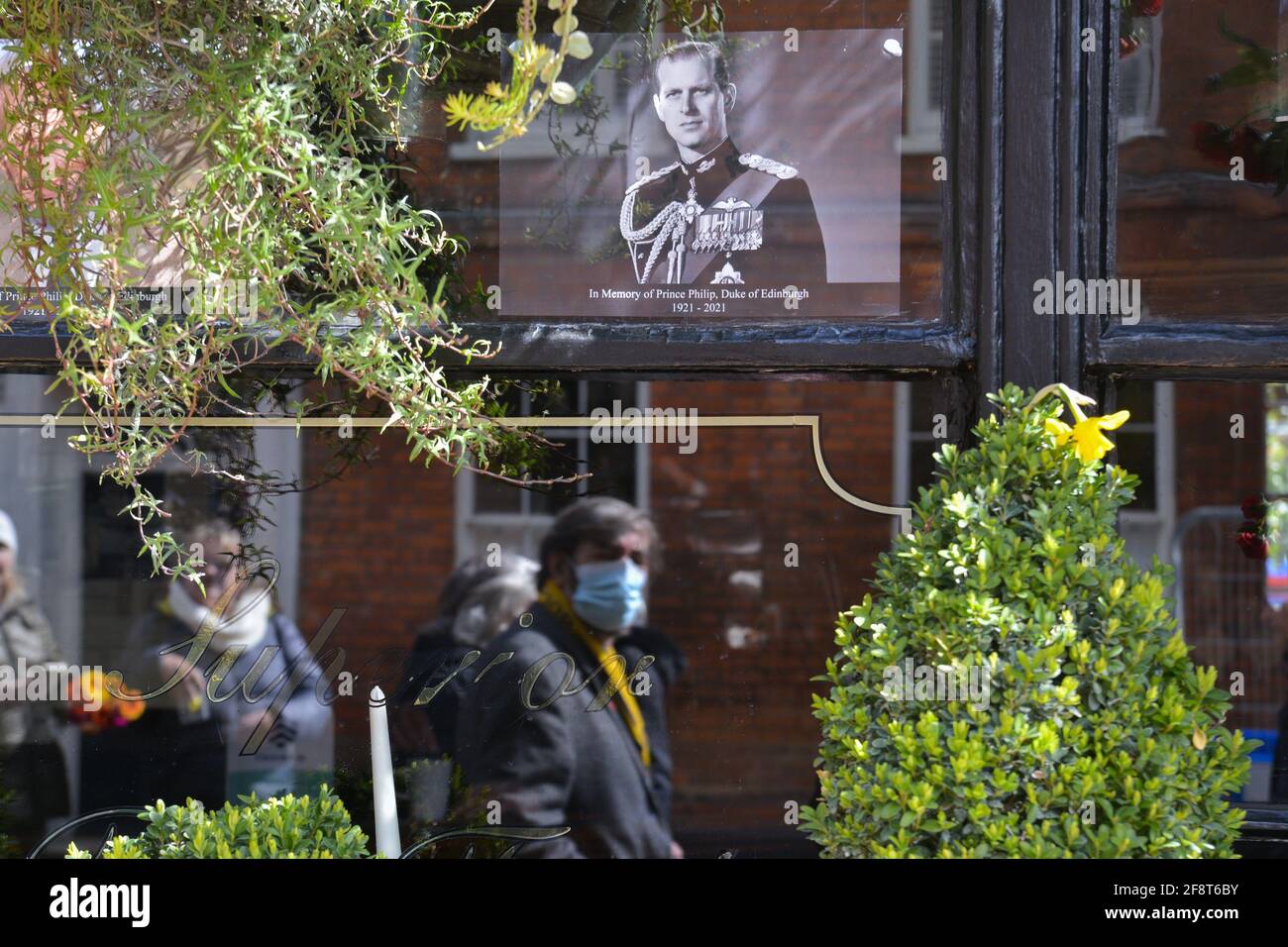 Duke of windsor funeral hi-res stock photography and images - Alamy
