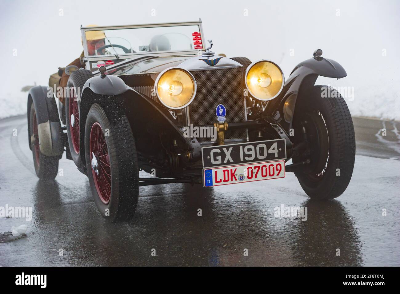 Invicta classic car vintage hi-res stock photography and images - Alamy