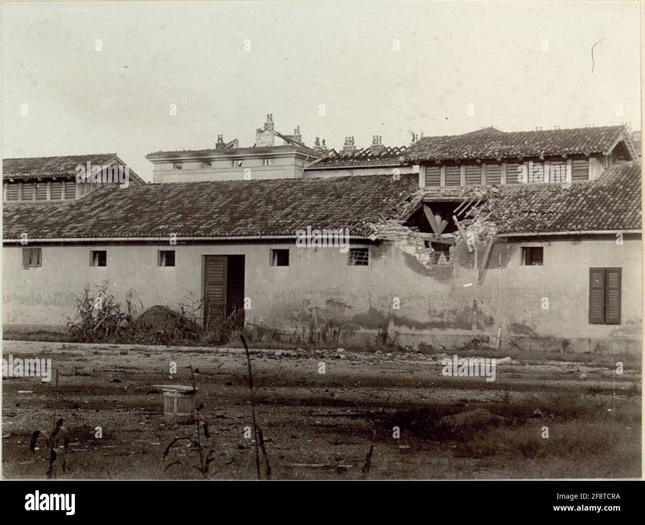 Barracks in war hi-res stock photography and images - Alamy