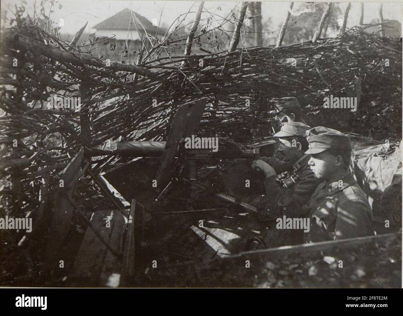 Machine gun suppression fire hi-res stock photography and images - Alamy