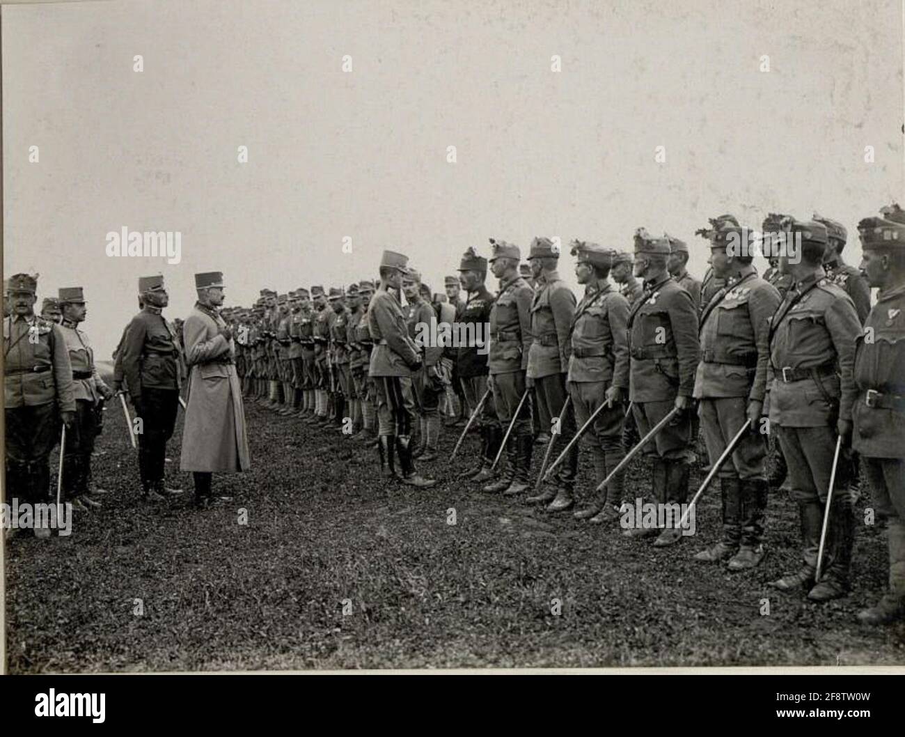 Visit at the 19th field artillery Brigade by Archduke Karl in July 1916 ...