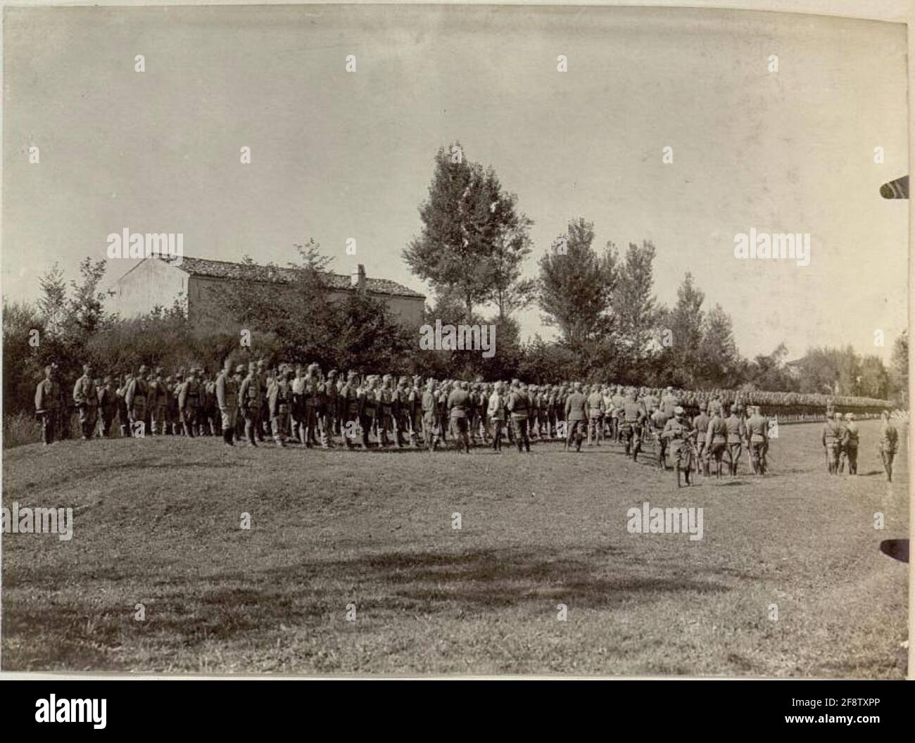 16th infantry division hi-res stock photography and images - Alamy