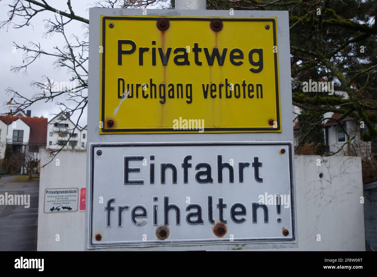 German road shape hi-res stock photography and images - Alamy