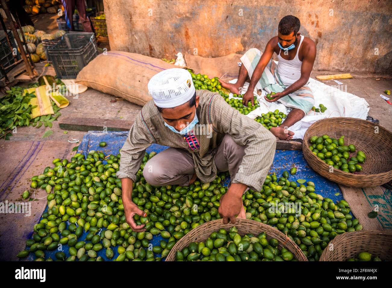 Due to Lockdown situation, Green Grocers had to sell Vegetable during ...