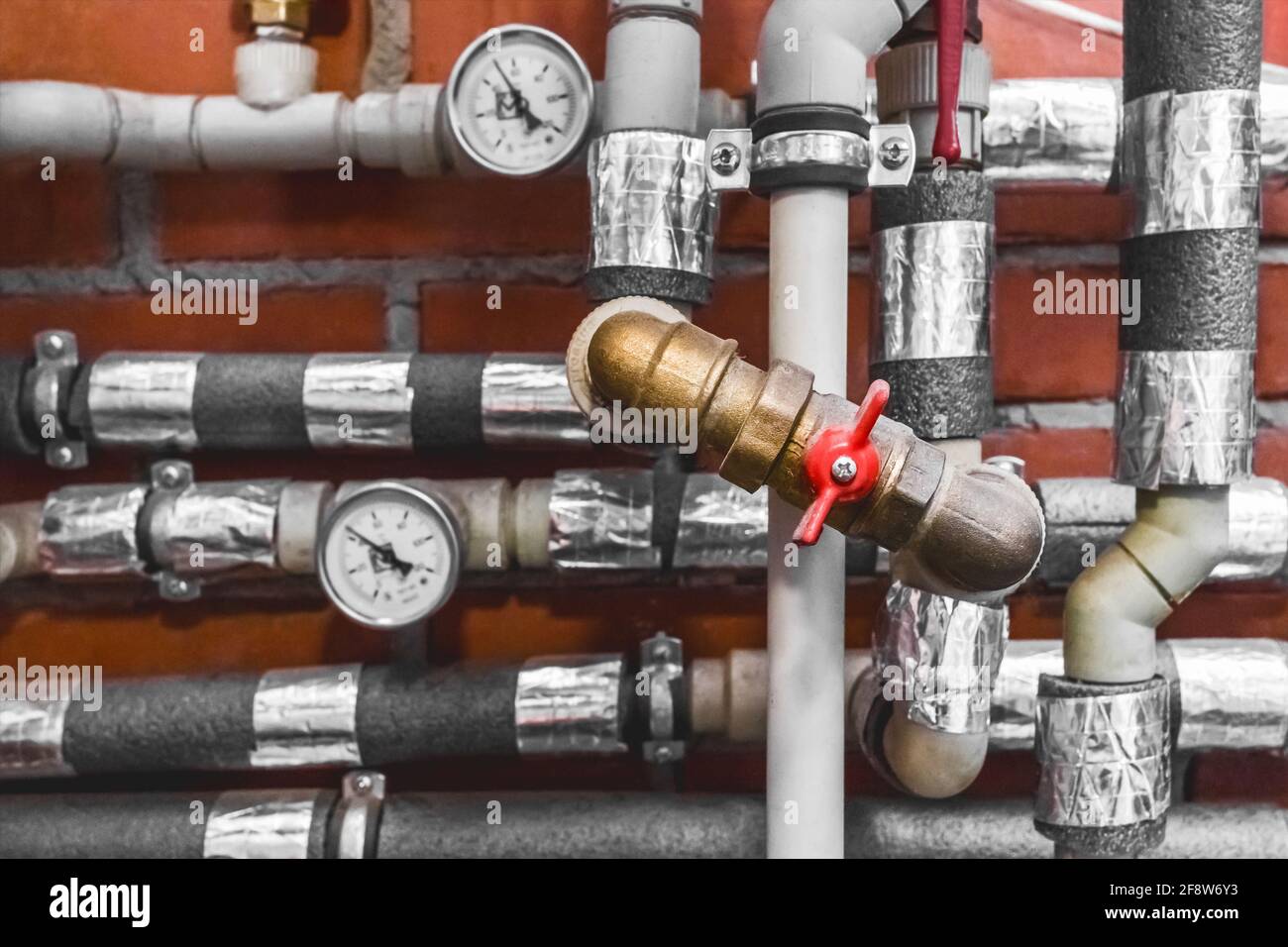 Steam pipe system hi-res stock photography and images - Alamy