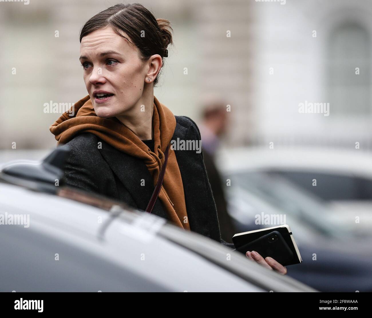 Women jo editor hi-res stock photography and images - Alamy