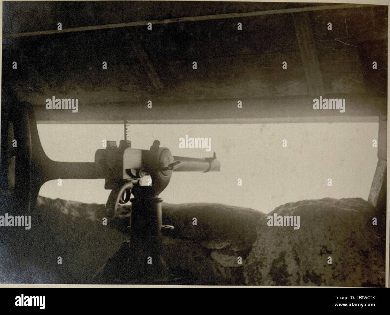 Machine gun stand Stock Photo - Alamy