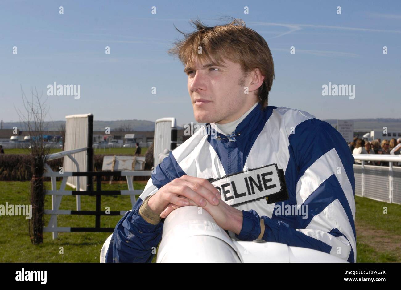 5 4 007 hi-res stock photography and images - Alamy