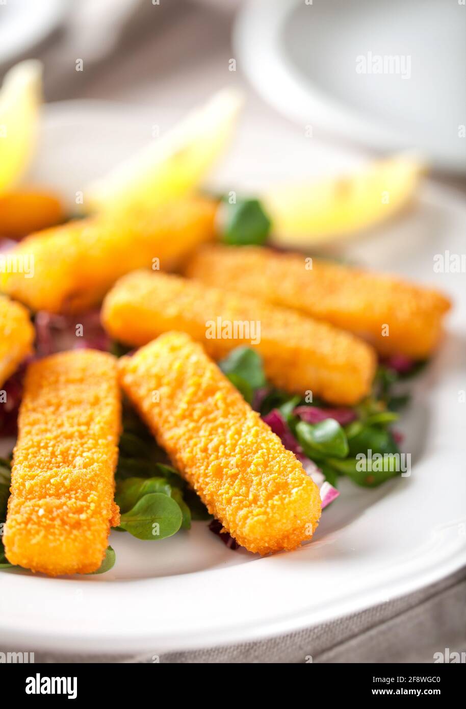 Breaded fish hi-res stock photography and images - Alamy