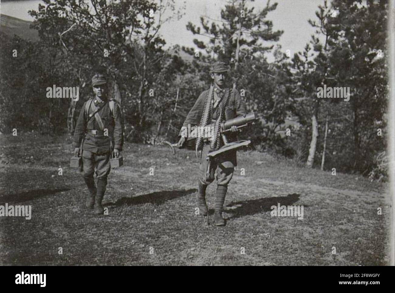 Machine gun department hi-res stock photography and images - Alamy