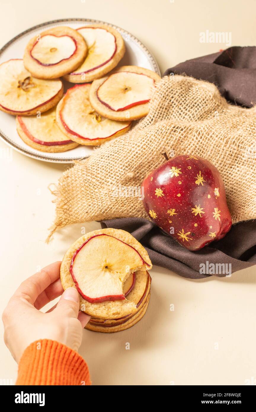 Cutted apple hi-res stock photography and images - Alamy