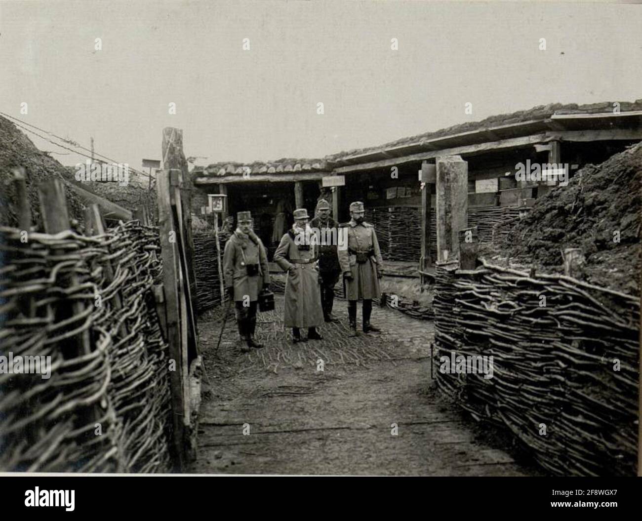 Inspection of the fighting position of the Honvedinfanterieregimentes ...