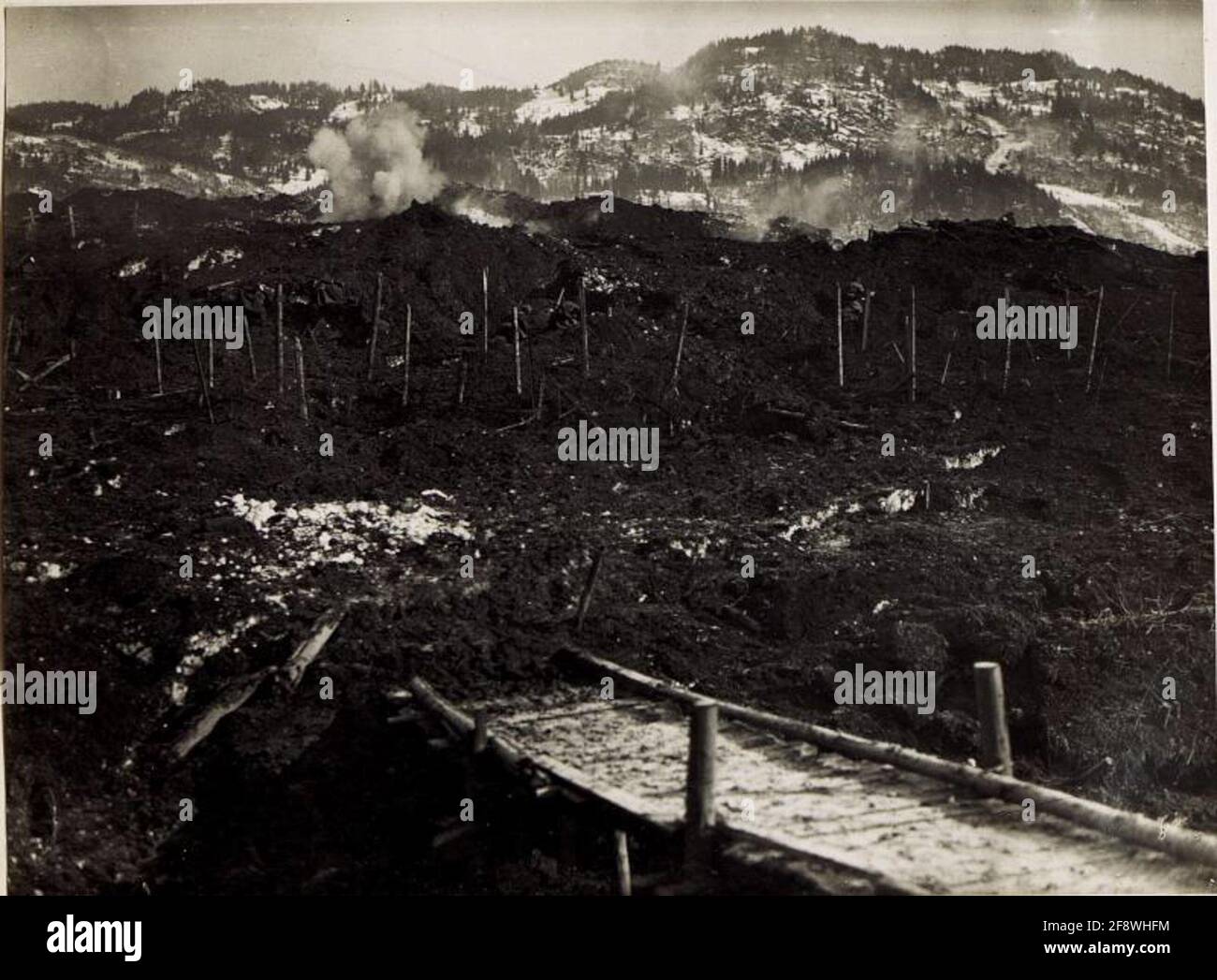 Storm troops throw after passing through the wire-based hand grenades ...