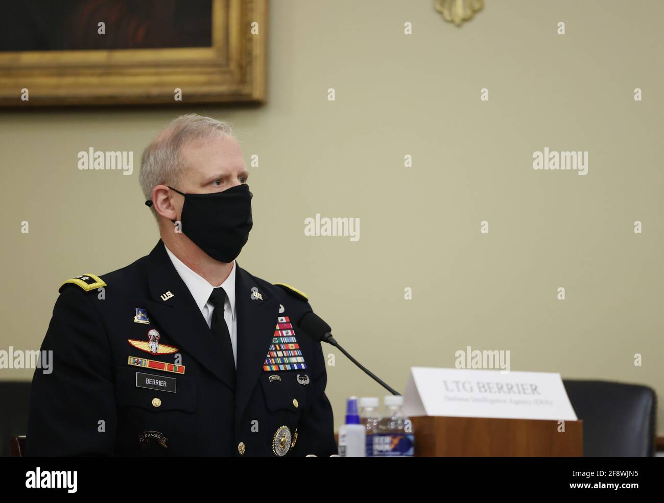 Defense intelligence hi-res stock photography and images - Alamy