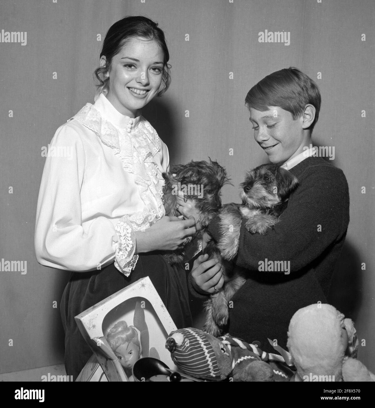 Angela cartwright hi-res stock photography and images - Alamy