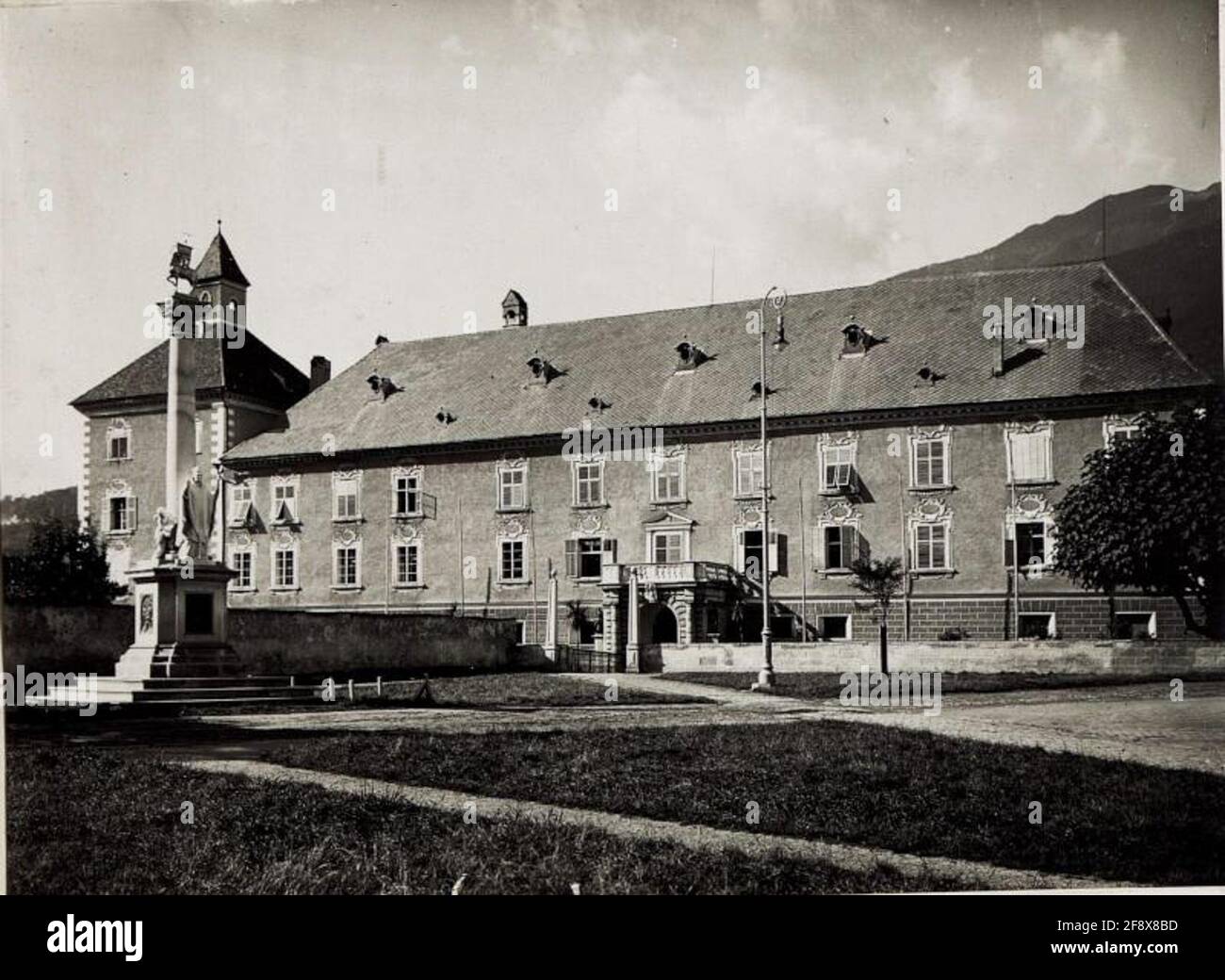 Brixes, PRIISURBIBSHIPHIPLICES PAILAIL Stock Photo - Alamy