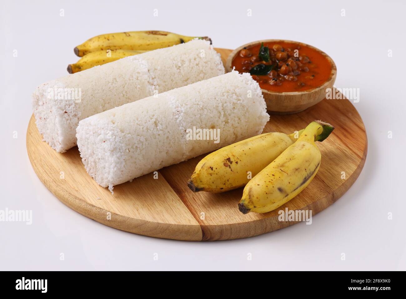 Puttu/Raw rice puttu/Arisi Maavu Puttu with chana curry/ kadala curry ...
