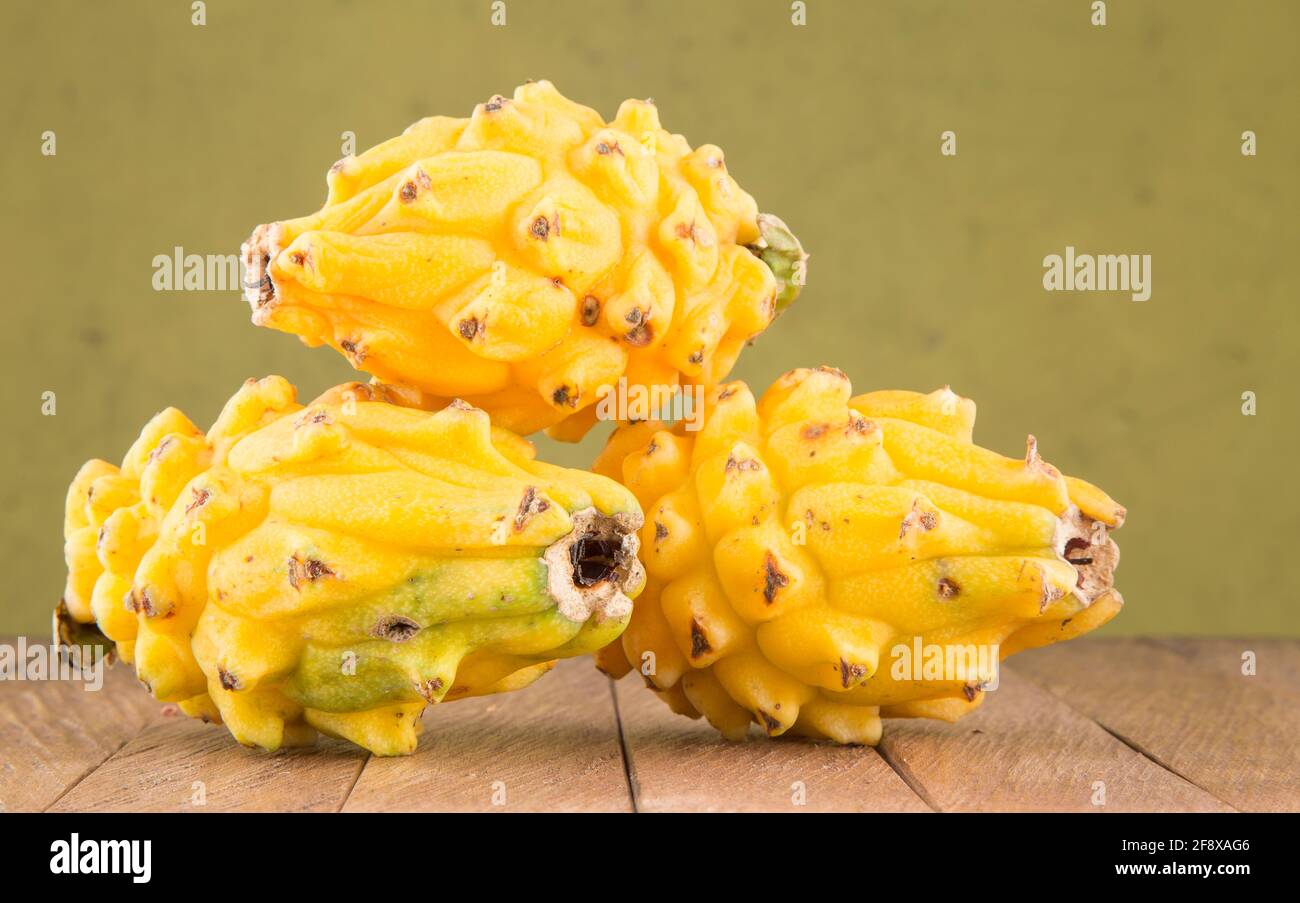 Yellow pitahaya or dragon fruit - Selenicereus megalanthus Stock Photo ...