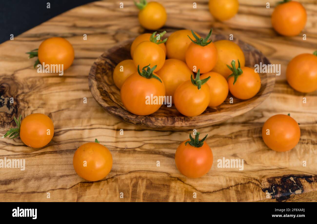 orange cocktail Tomatoes Solanum Lycopersicum Stock Photo - Alamy