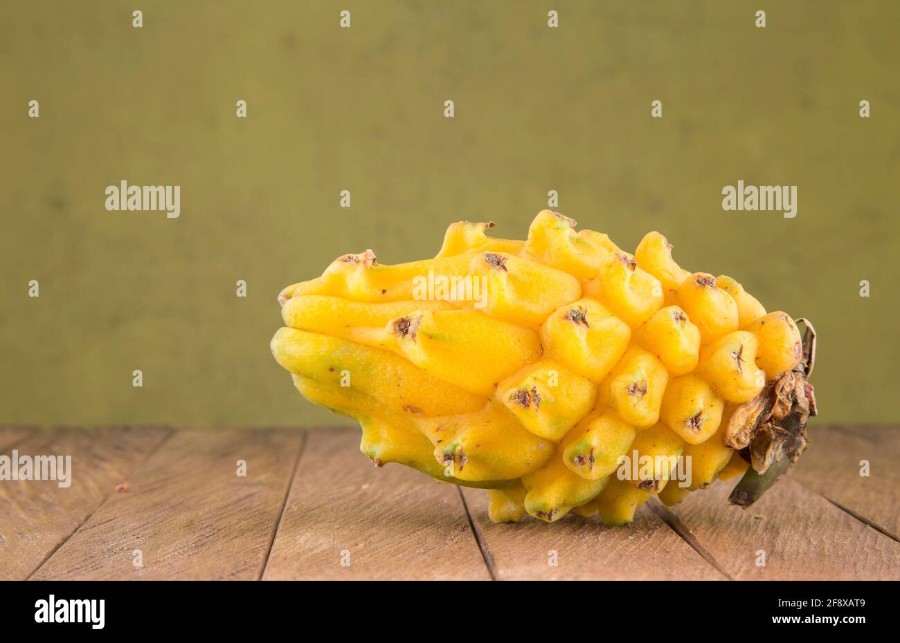 Yellow pitahaya or dragon fruit - Selenicereus megalanthus Stock Photo ...