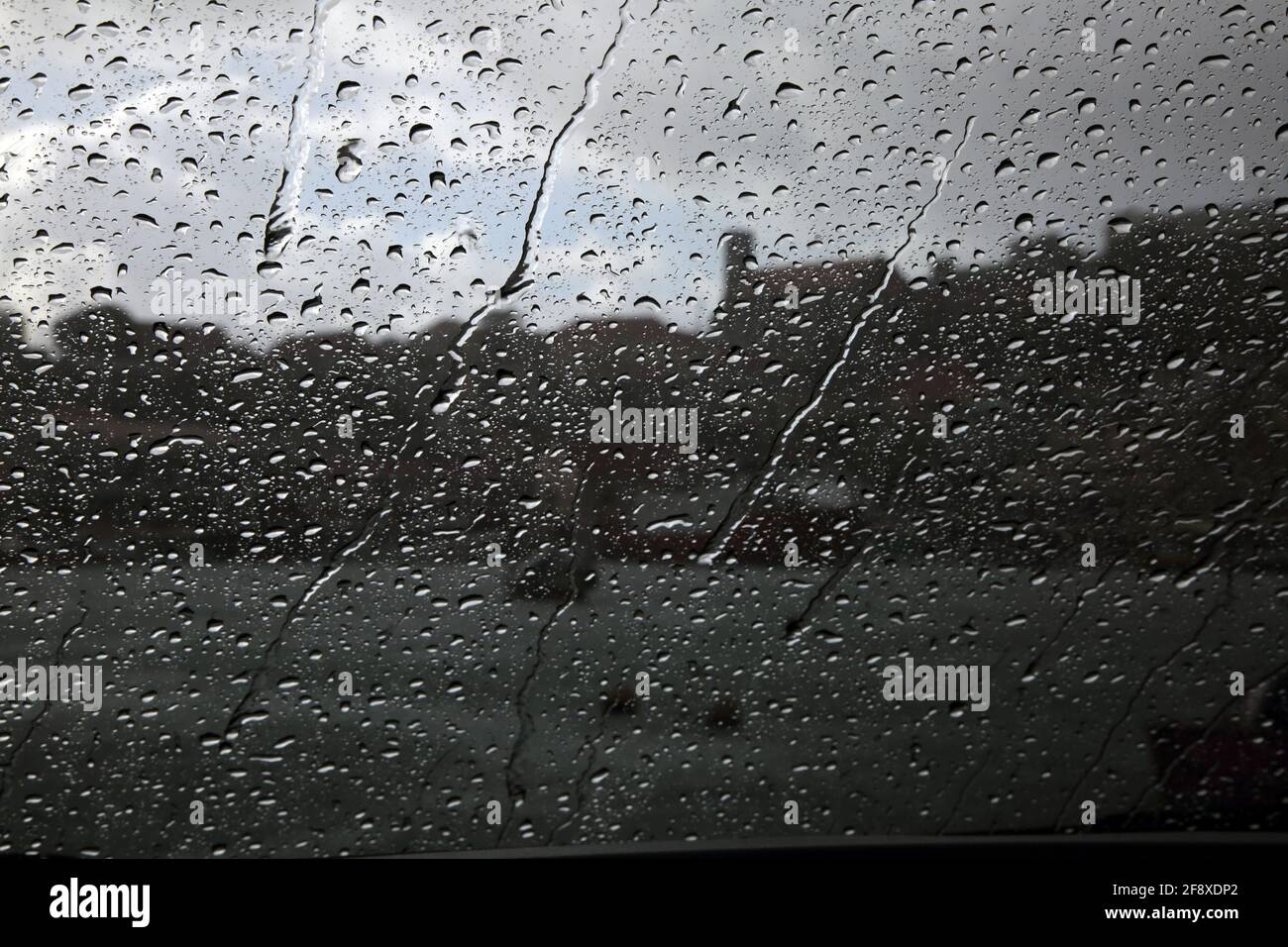 Grey rain window hi-res stock photography and images - Alamy