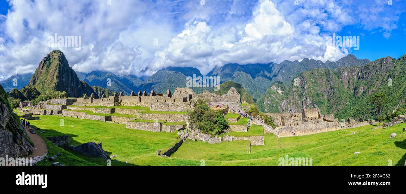 Citadel in mountains, Machu Pichu, Huayna Picchu, Peru Stock Photo - Alamy