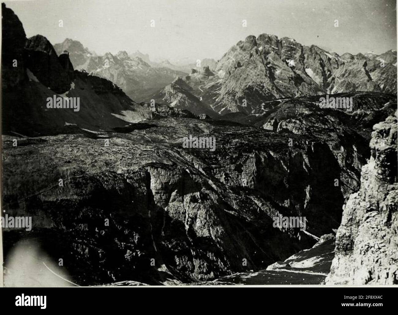 Viewpoint Tobling Node: From Paternkofel to Sixthermein Stock Photo - Alamy