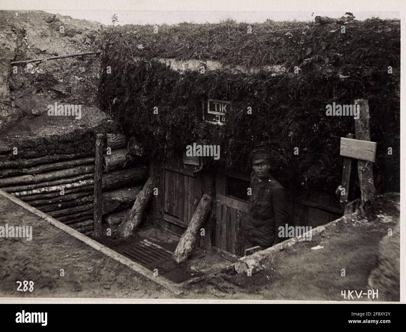 From T.I.K. of the shooting regiment 34 built-in shelter Stock Photo ...