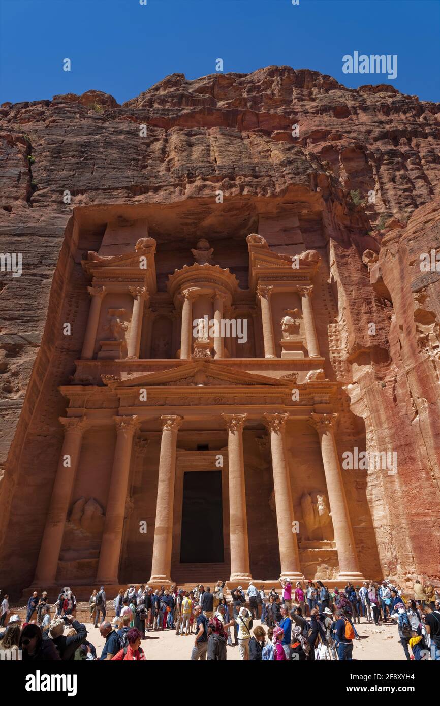 Khazneh al firaun hi-res stock photography and images - Alamy