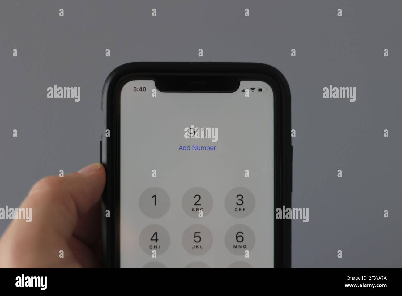 Dialing 911 hi-res stock photography and images - Alamy