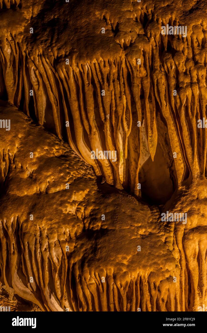 Drapery cave formations deep underground in Carlsbad Caverns National ...