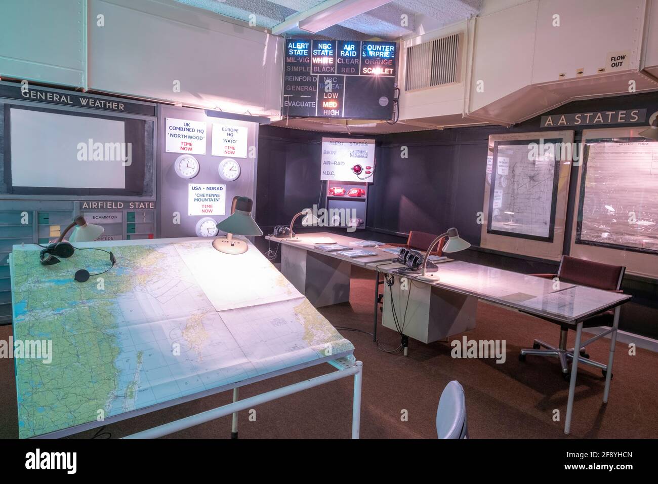 Raf operations room hi-res stock photography and images - Alamy