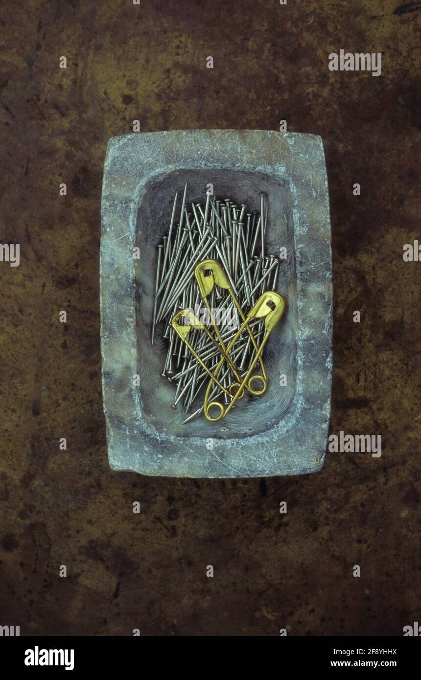 Brass pins hi-res stock photography and images - Alamy