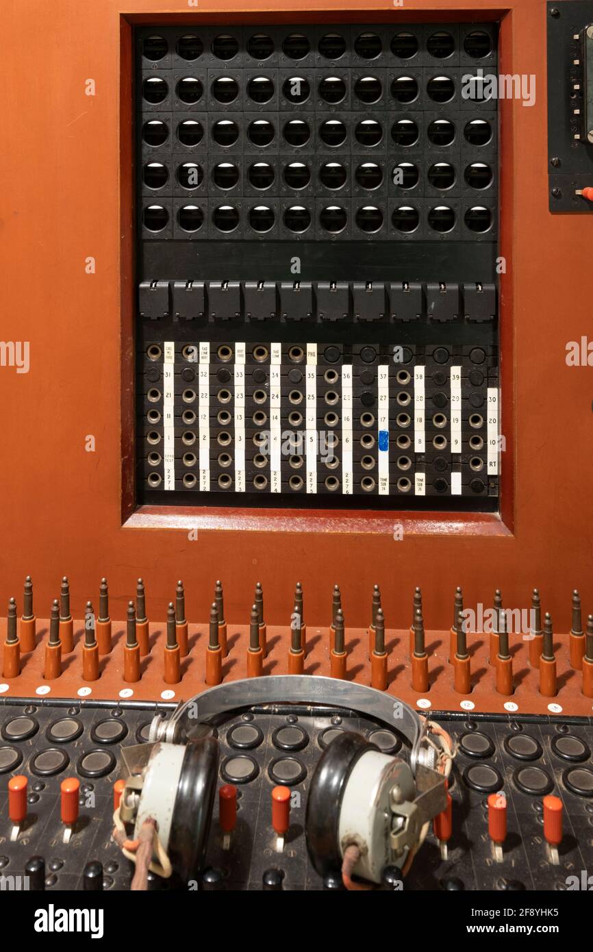 Military comms hi-res stock photography and images - Alamy