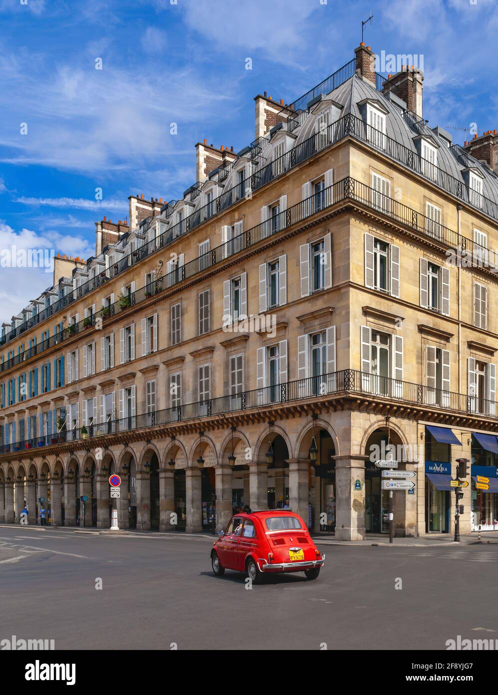 Mini louvre hi-res stock photography and images - Alamy