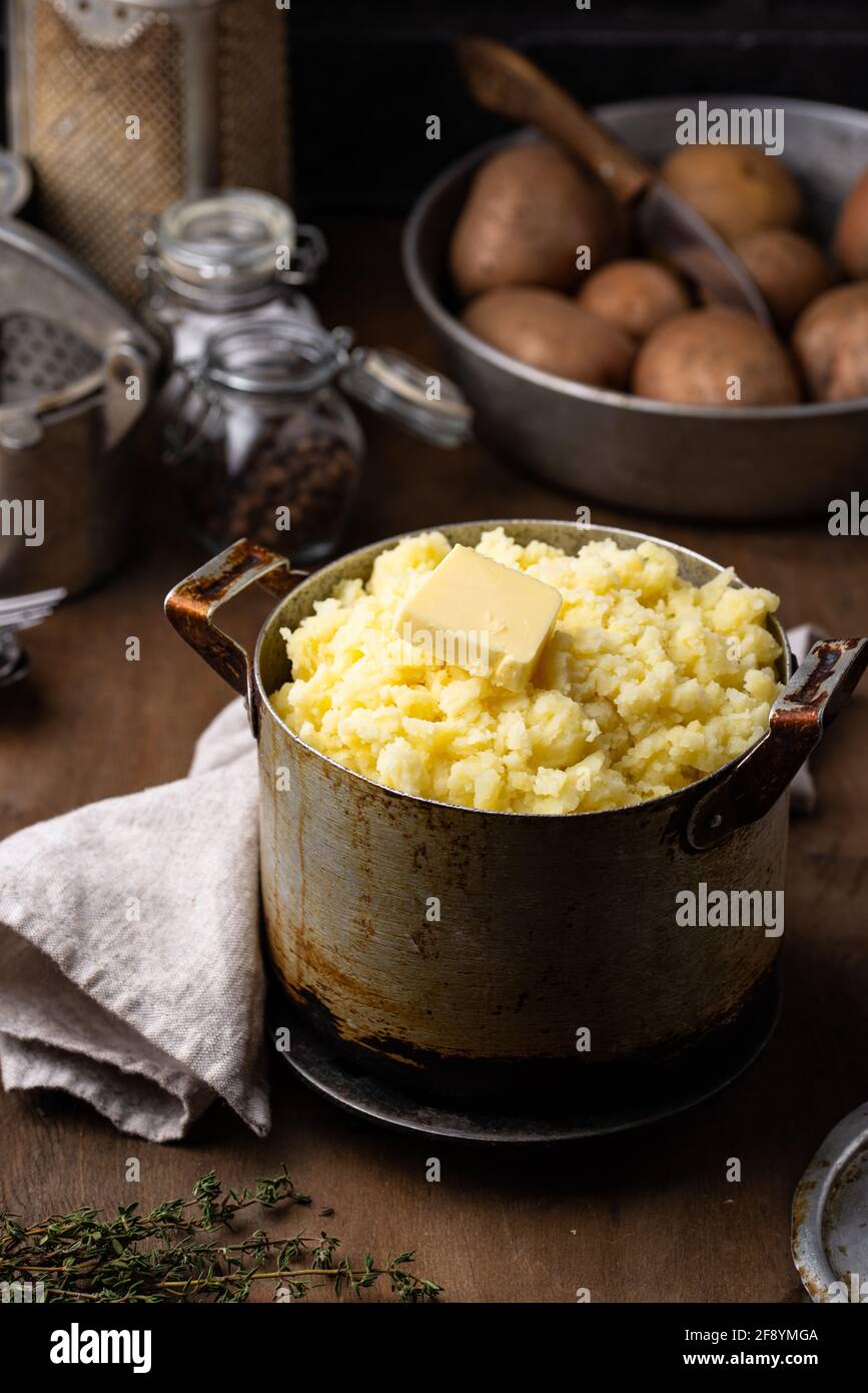Mashed potato in old vintage pot Stock Photo - Alamy