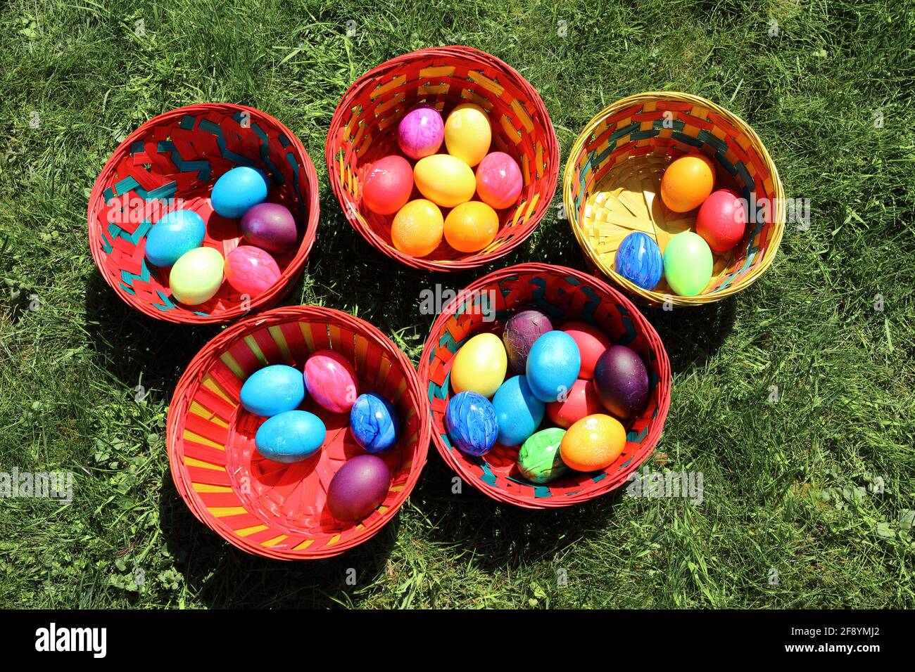 Eastereggs hi-res stock photography and images - Alamy