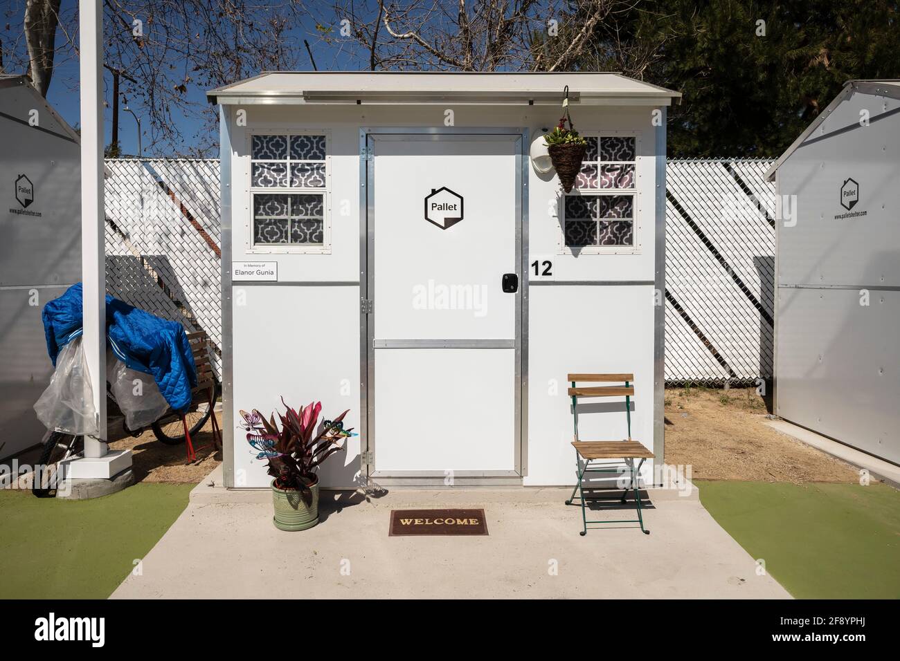 Tiny Home Villages in Los Angeles. The Tiny Homes, 64 square foot each ...