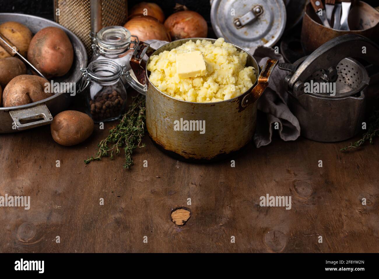 Mashed potato in old vintage pot Stock Photo - Alamy