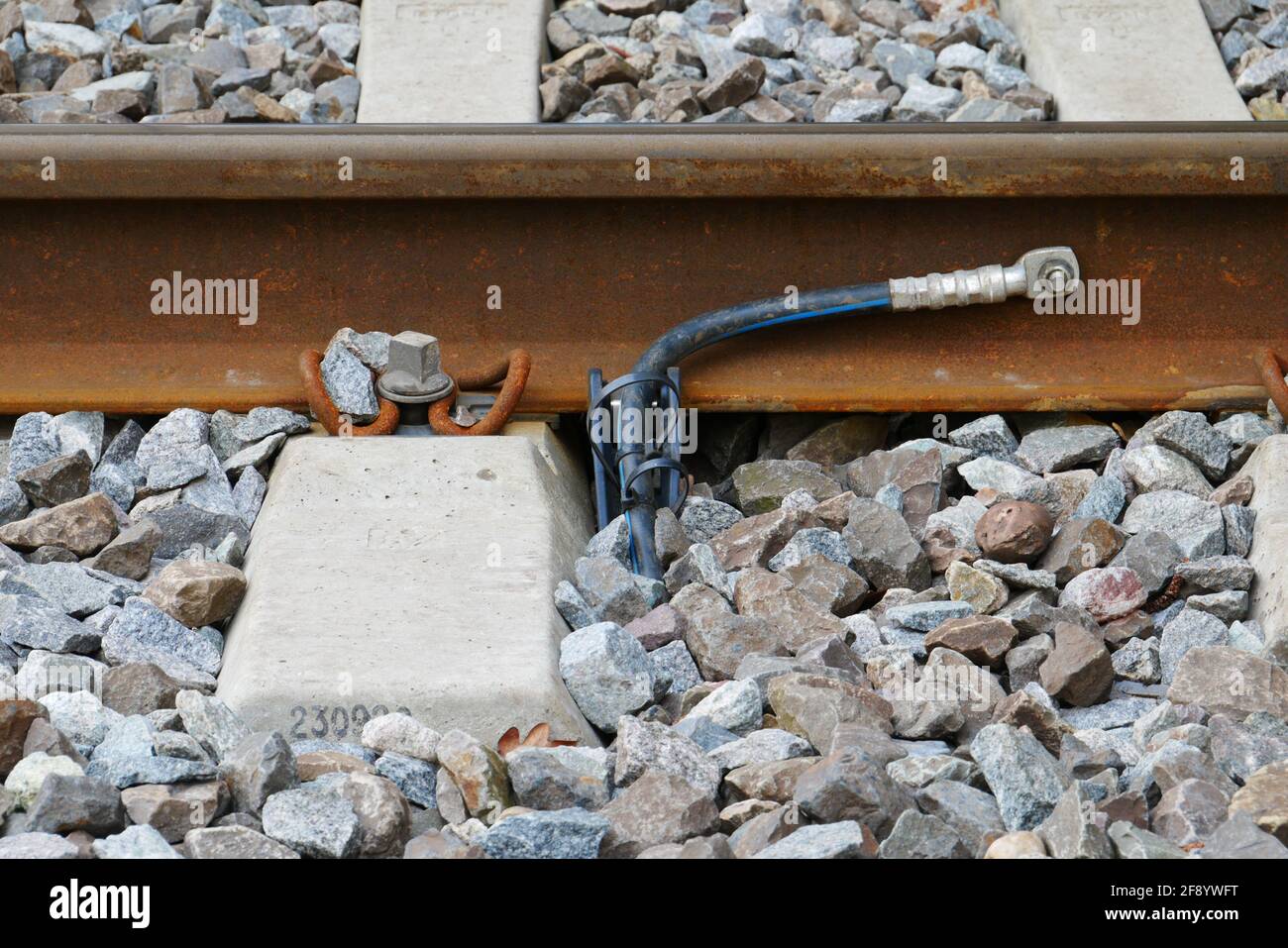 Earth cables hi-res stock photography and images - Alamy