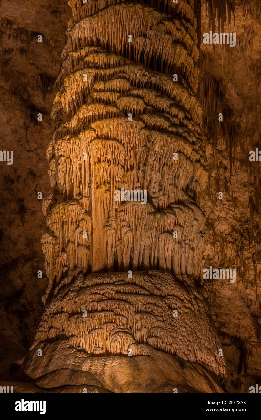 Stunning formations in the Hall of Giants deep underground in Carlsbad ...