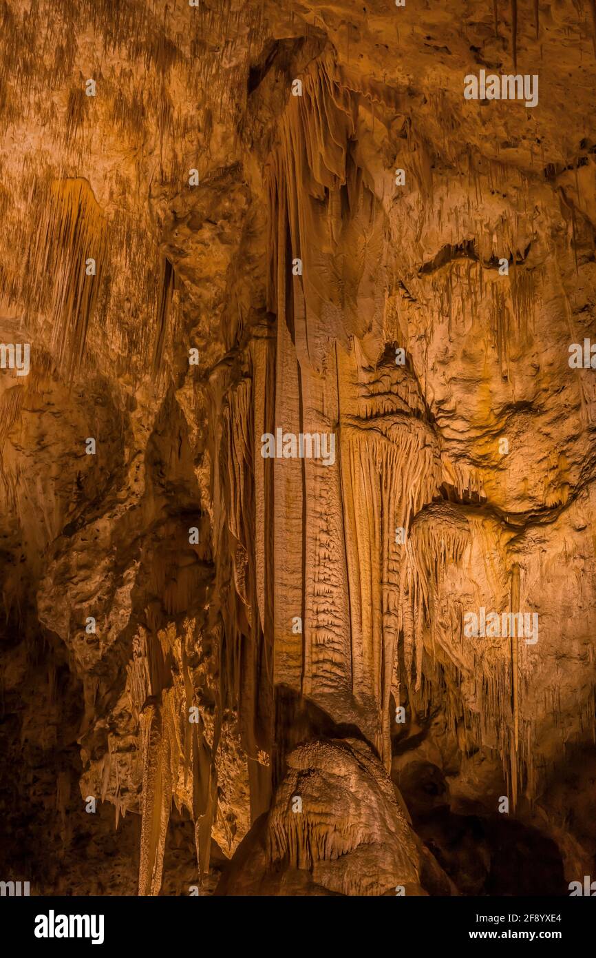 Stunning formations in the Hall of Giants deep underground in Carlsbad ...