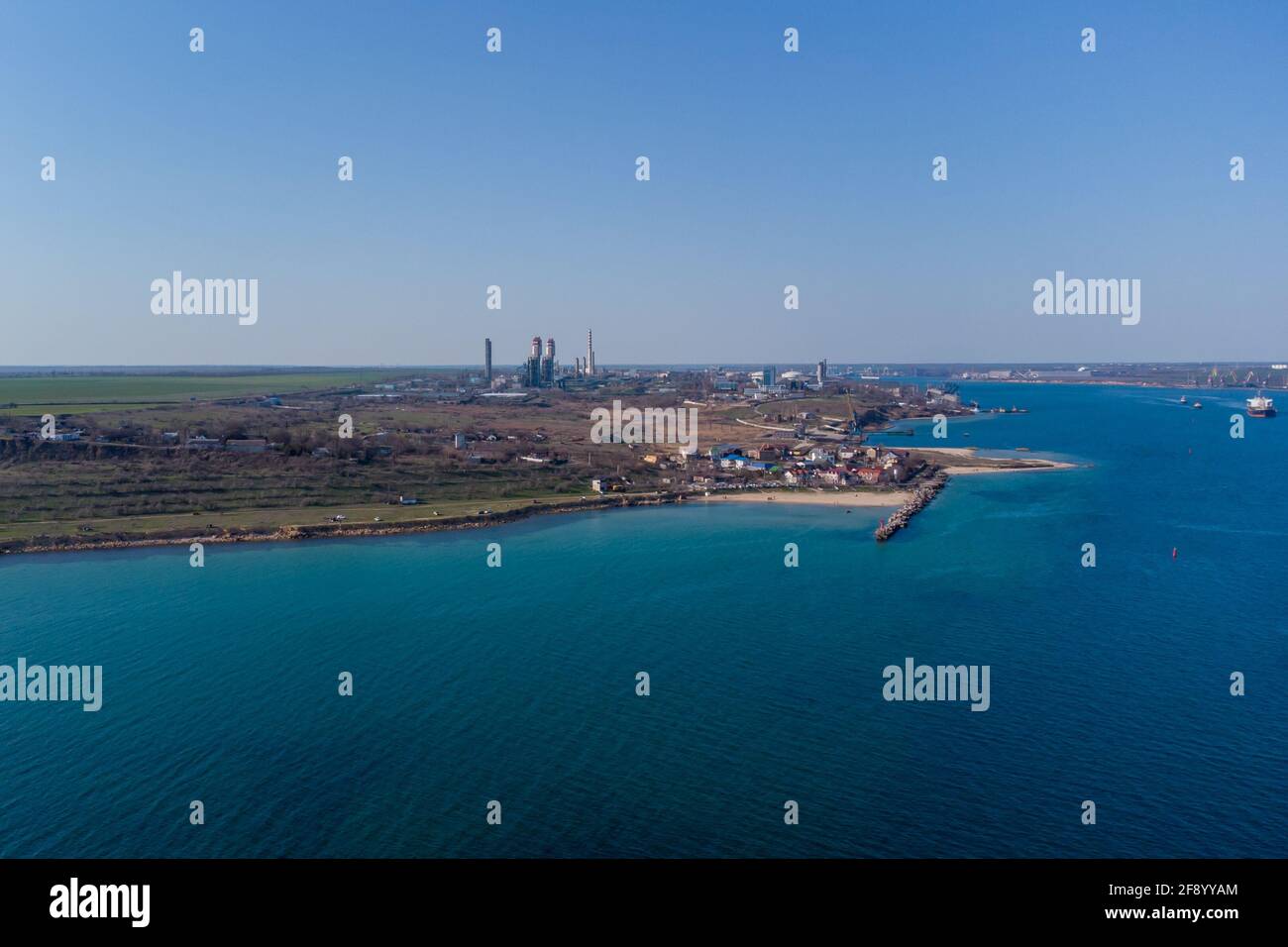 Yuzhny island hi-res stock photography and images - Alamy