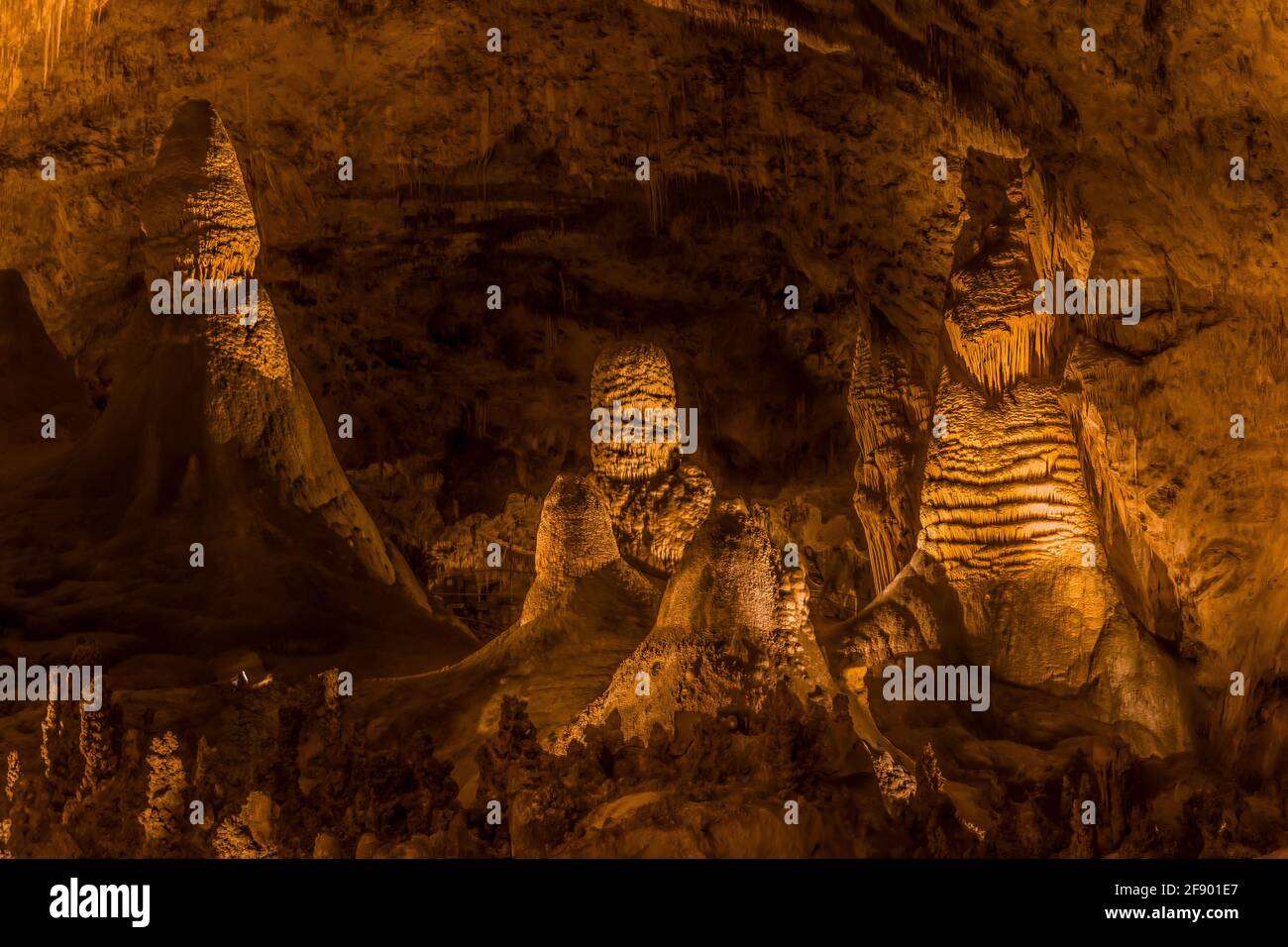 Fairyland of popcorn-covered stalagmites deep underground in Carlsbad ...