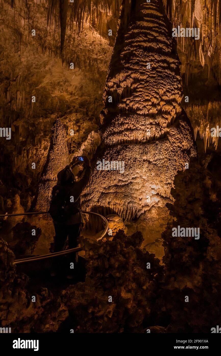 Photographing Fairyland of popcorn-covered stalagmites deep underground ...