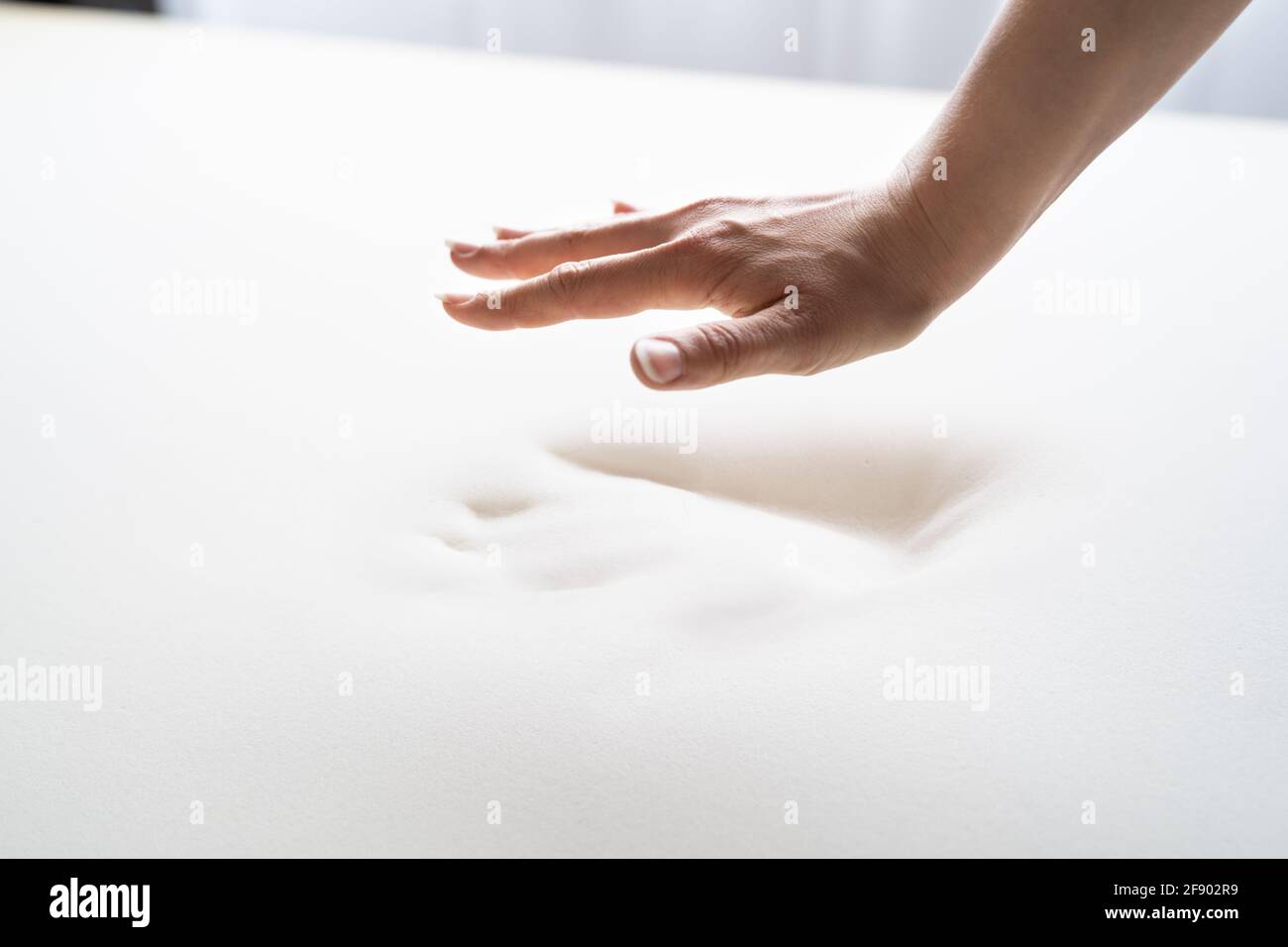 Memory test hi-res stock photography and images - Alamy