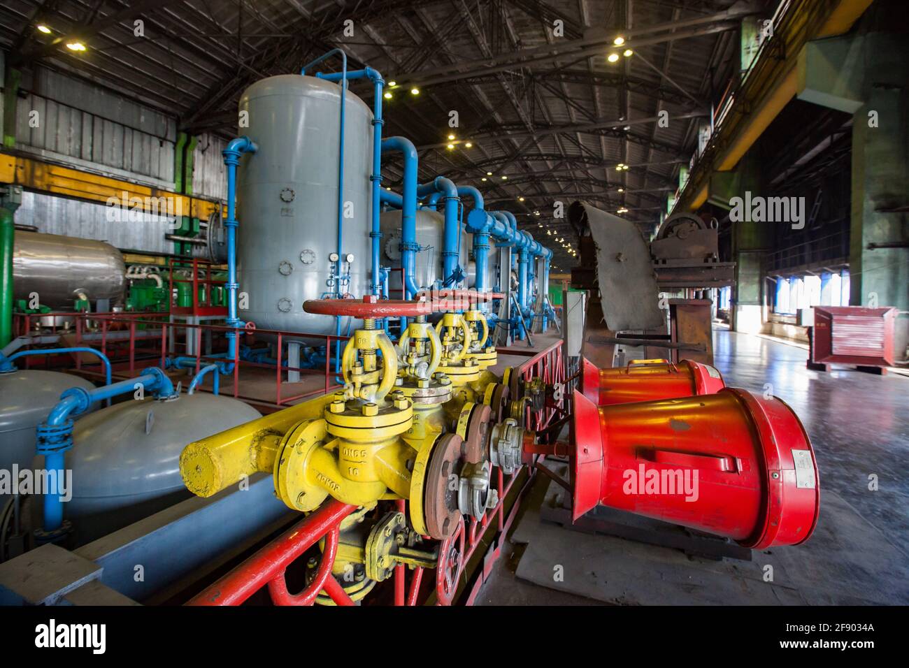 Conical fire extinguisher hi-res stock photography and images - Alamy