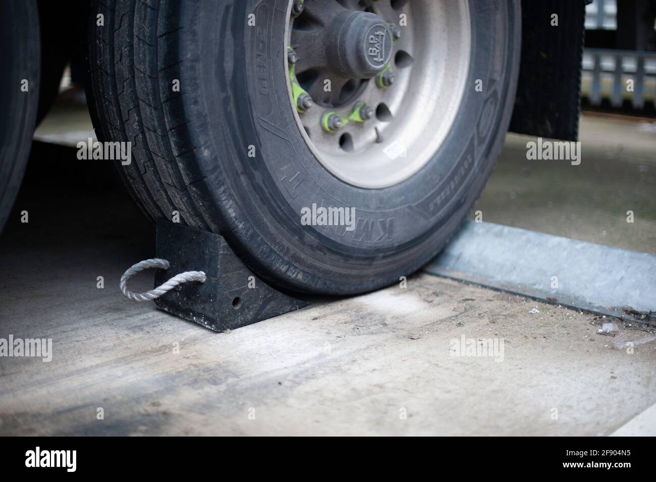Wheel chock hi-res stock photography and images - Alamy